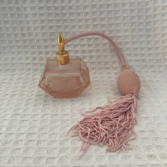 Unknown | Accents | Vintage Pink Frosted Clear Glass Atomizer Perfume ...